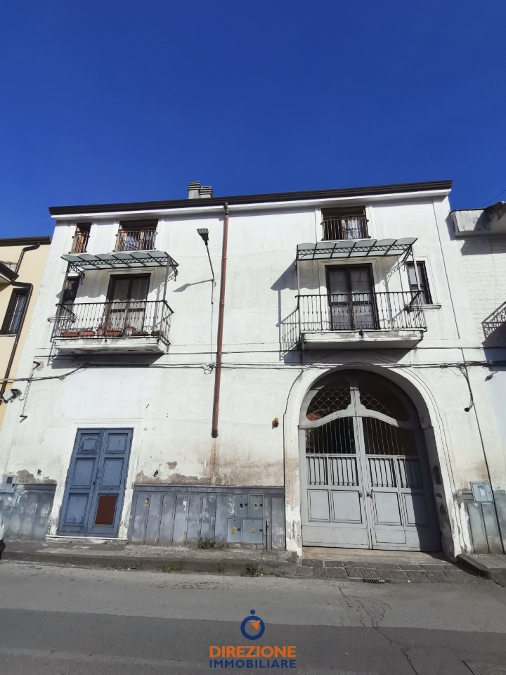 Terratetto plurifamiliare in vendita a Aversa