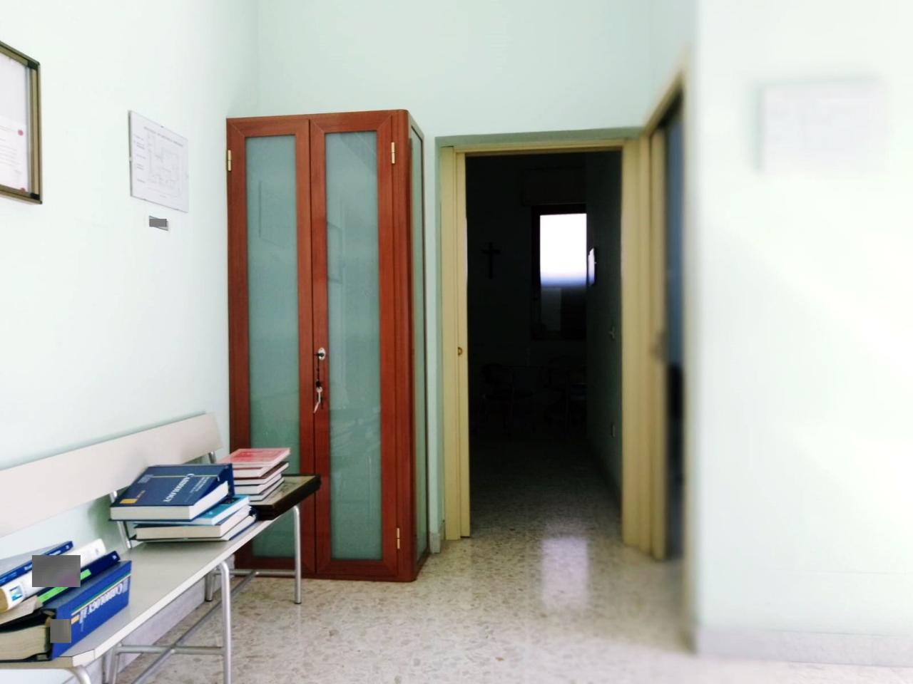 Negozio in vendita a Pomigliano D'Arco