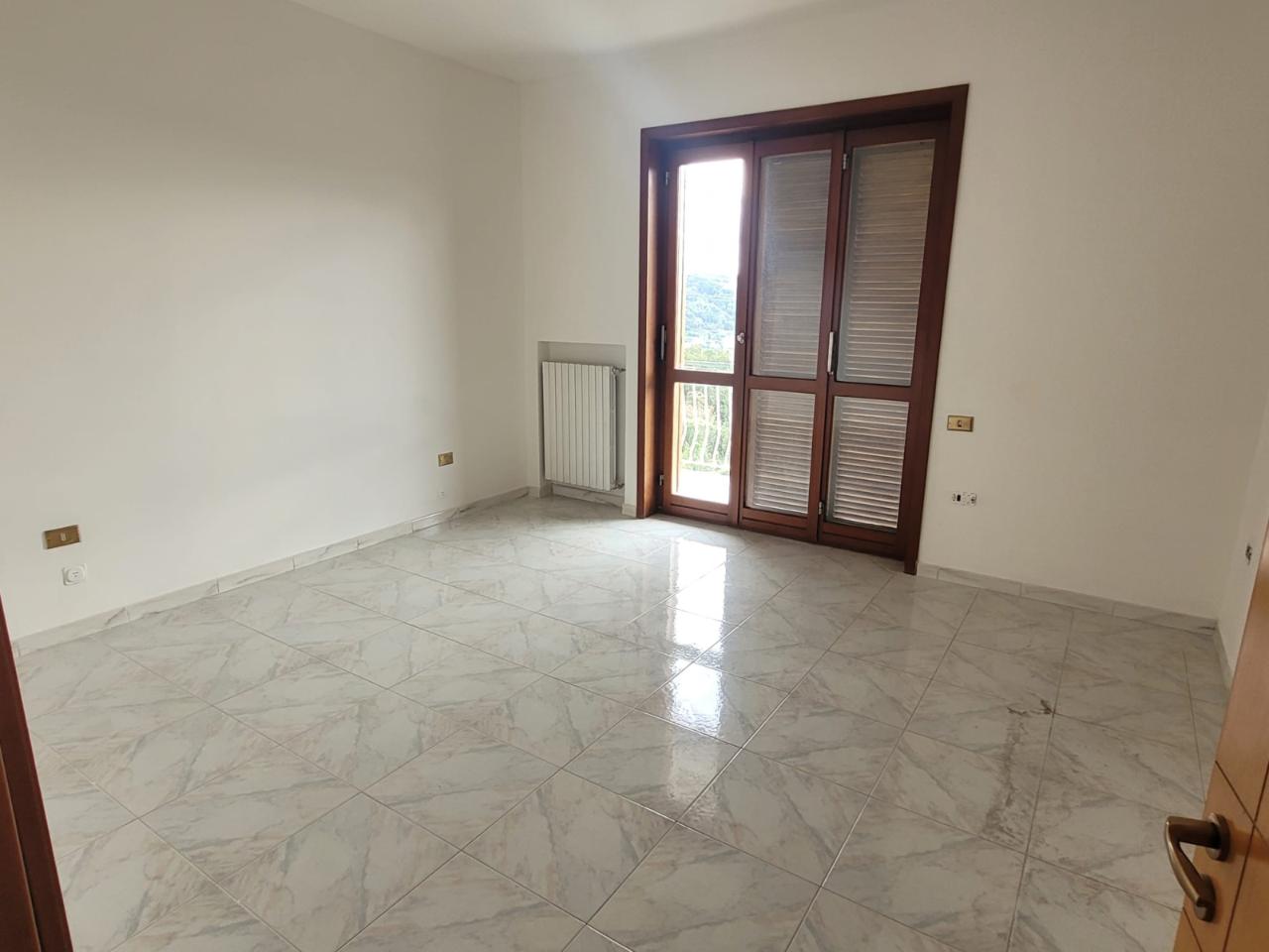 Appartamento in vendita a Salerno