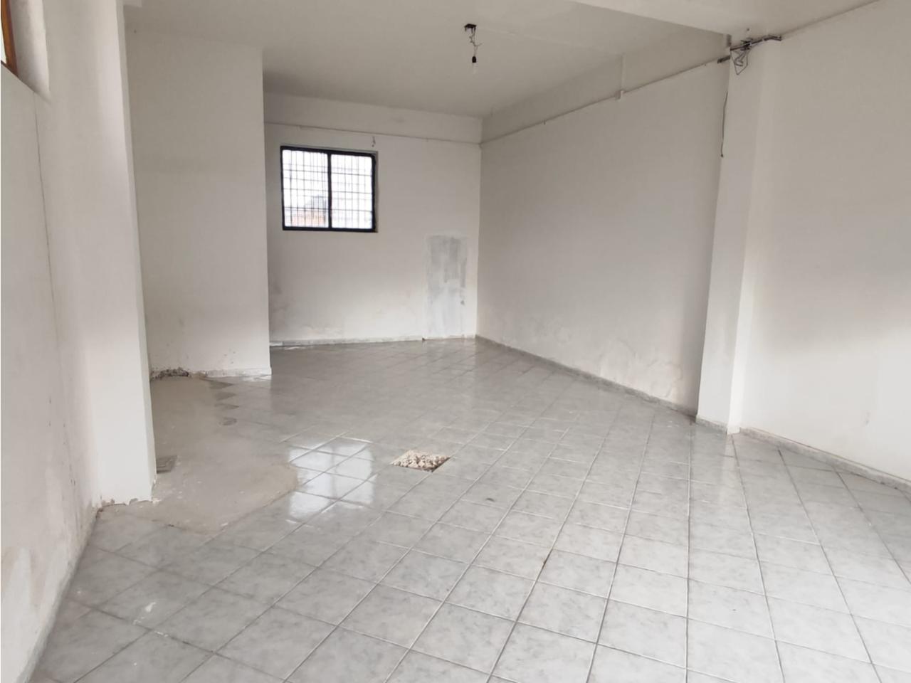 Negozio in affitto a Atripalda