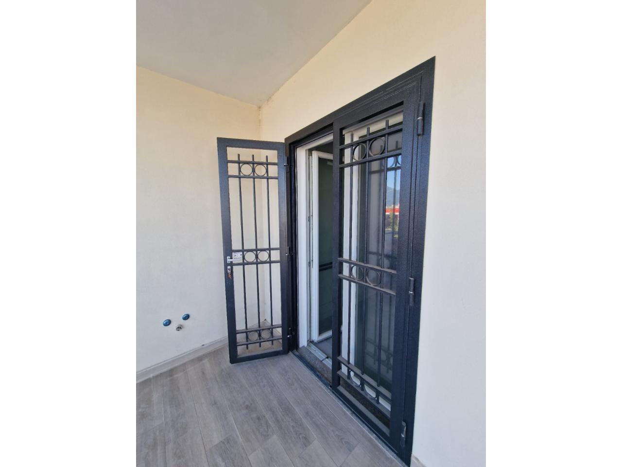 Appartamento in vendita a Santa Maria La Carita'