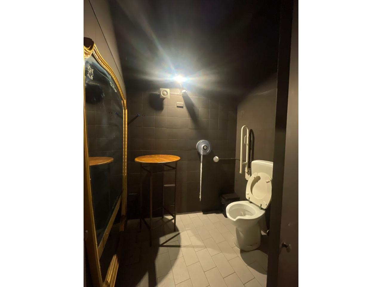 Negozio in affitto a Palermo