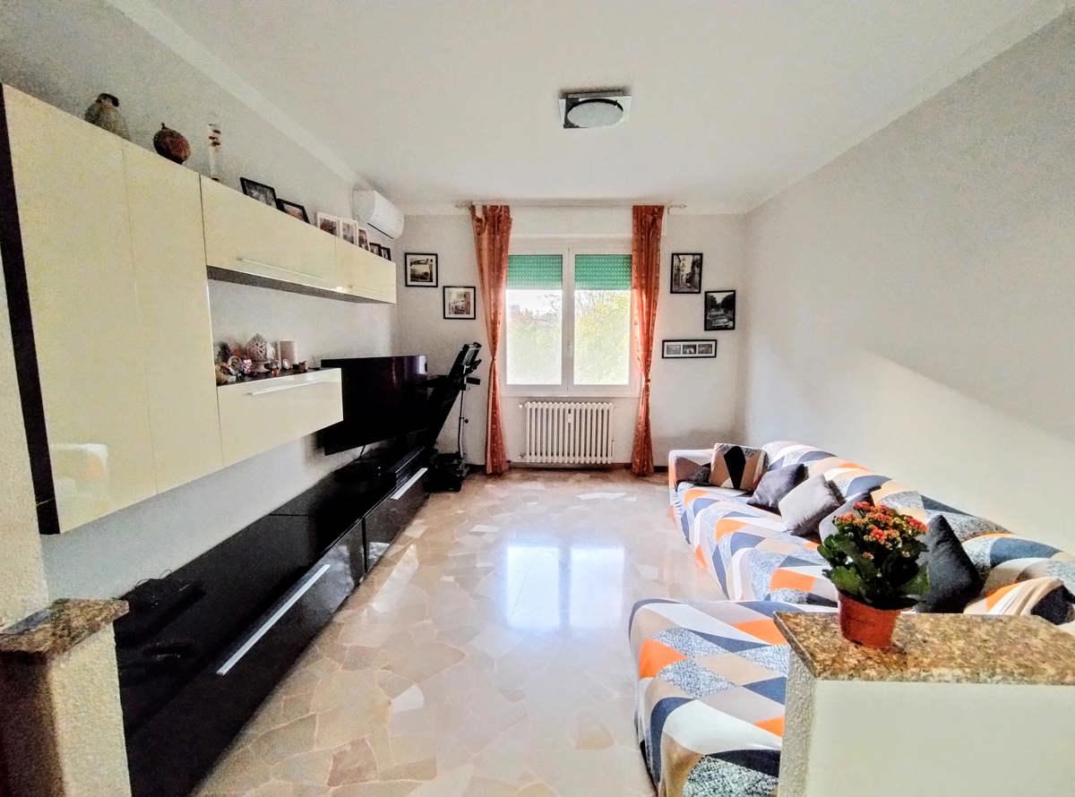 Appartamento in vendita a Bareggio