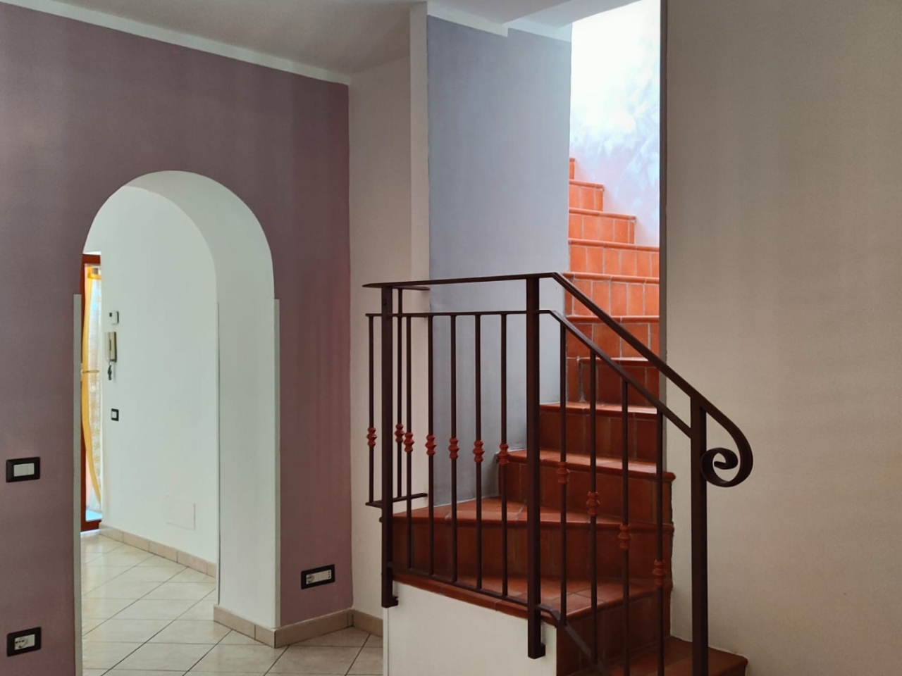 Trilocale in Via Circonvallazione di Sant'Angelo di Ogliara, Salerno