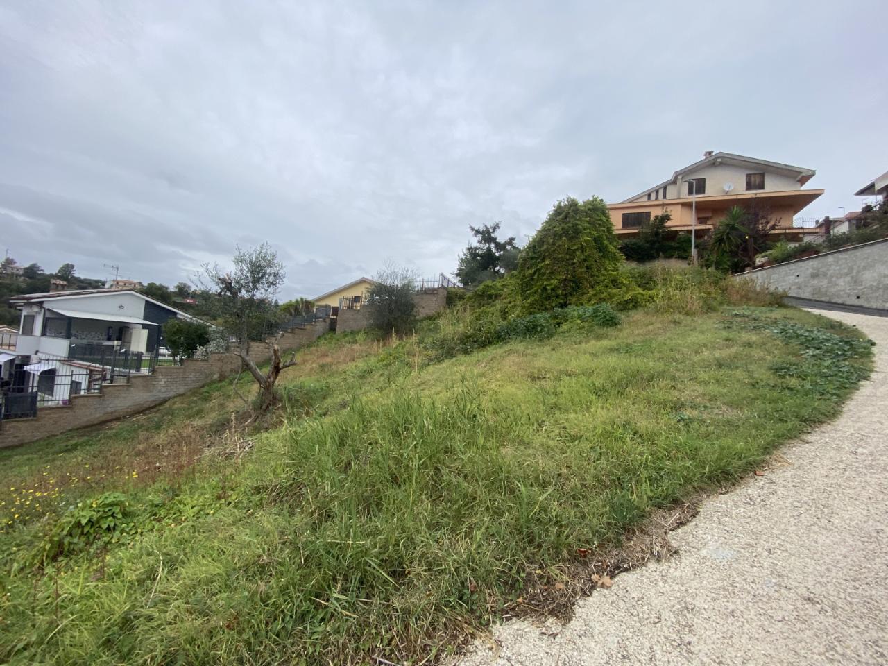 Terreno edificabile in vendita a Castelnuovo Di Porto
