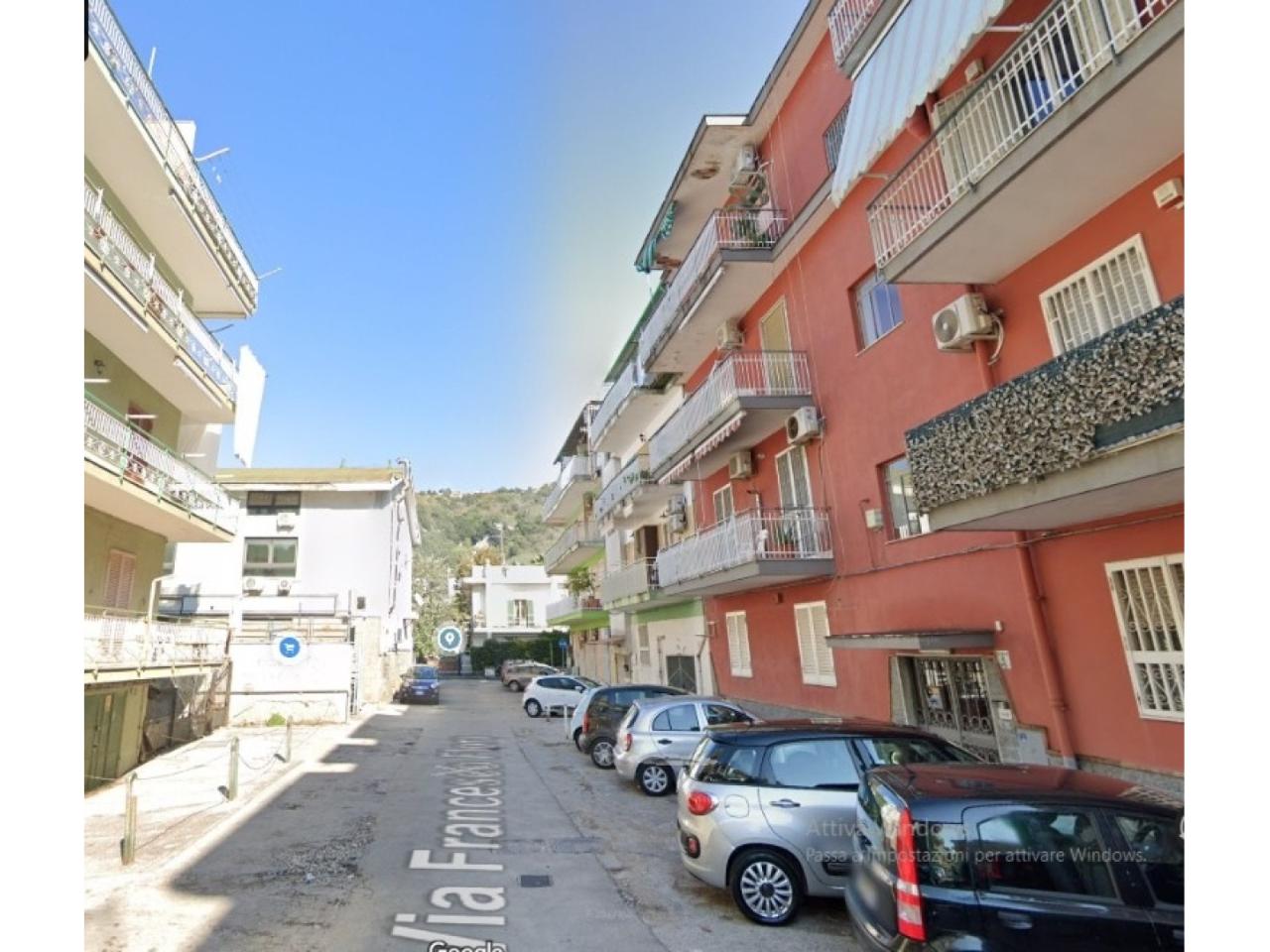 Appartamento in vendita a Napoli