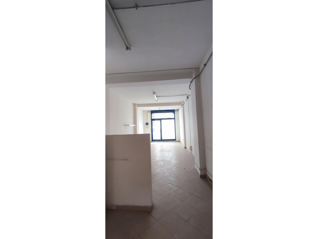 Negozio in vendita a Roma