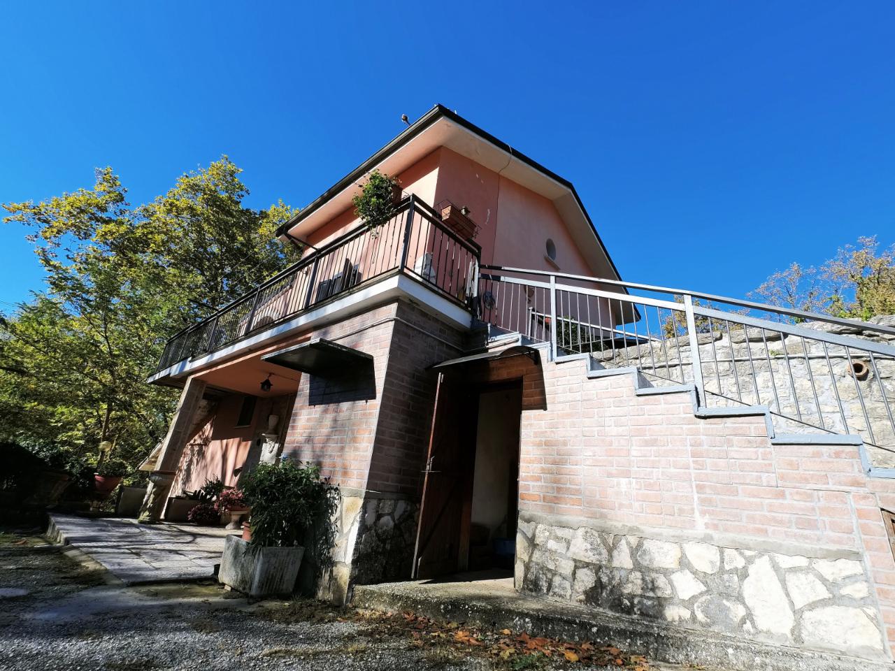 Rustico in vendita a Vinchiaturo