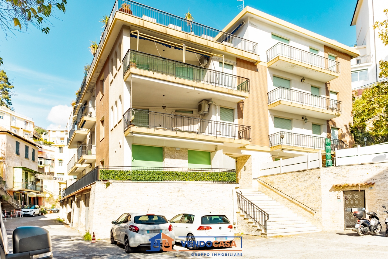 Appartamento in vendita a Alassio