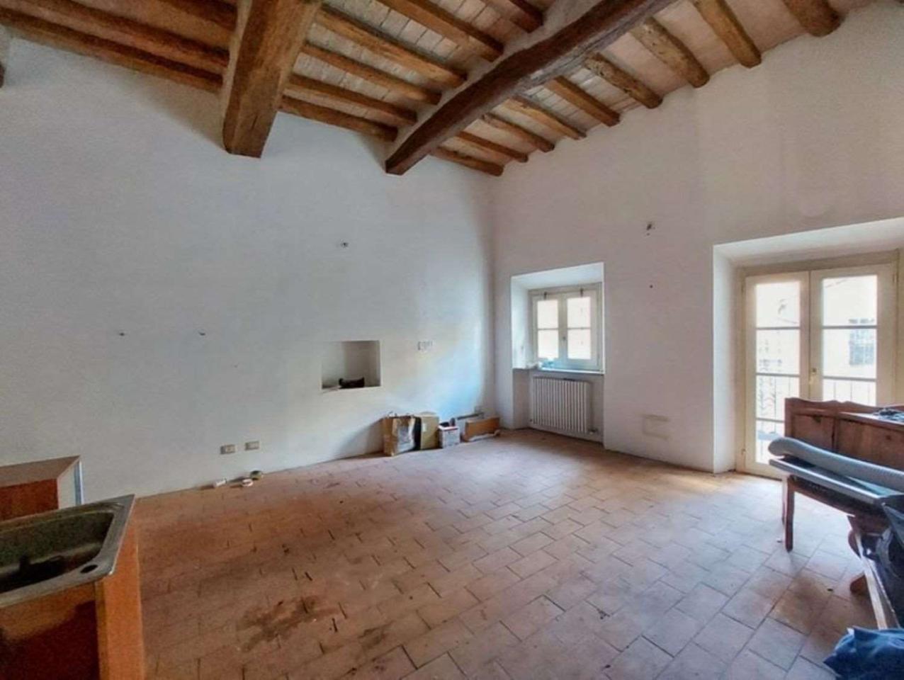 Appartamento in vendita a Piacenza