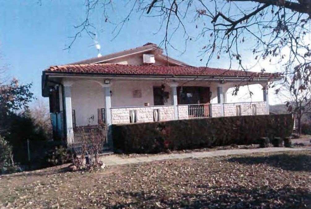 Villa unifamiliare in vendita a Gropparello