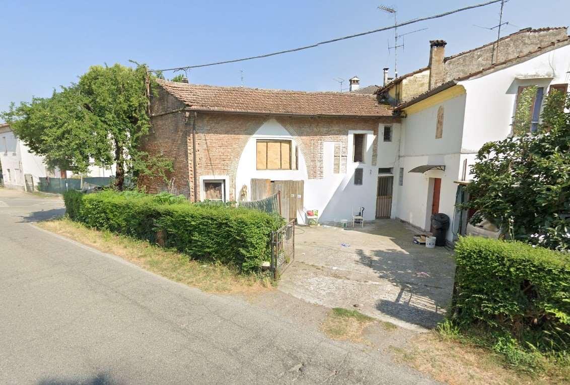 Porzione di casa in vendita a Monticelli D'Ongina
