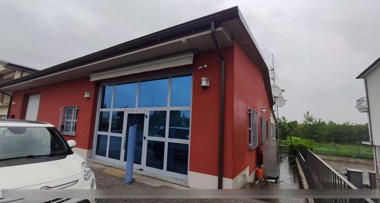 Ufficio in vendita a Castelvetro Piacentino