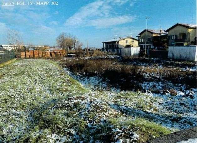 Terreno edificabile in vendita a Cadeo