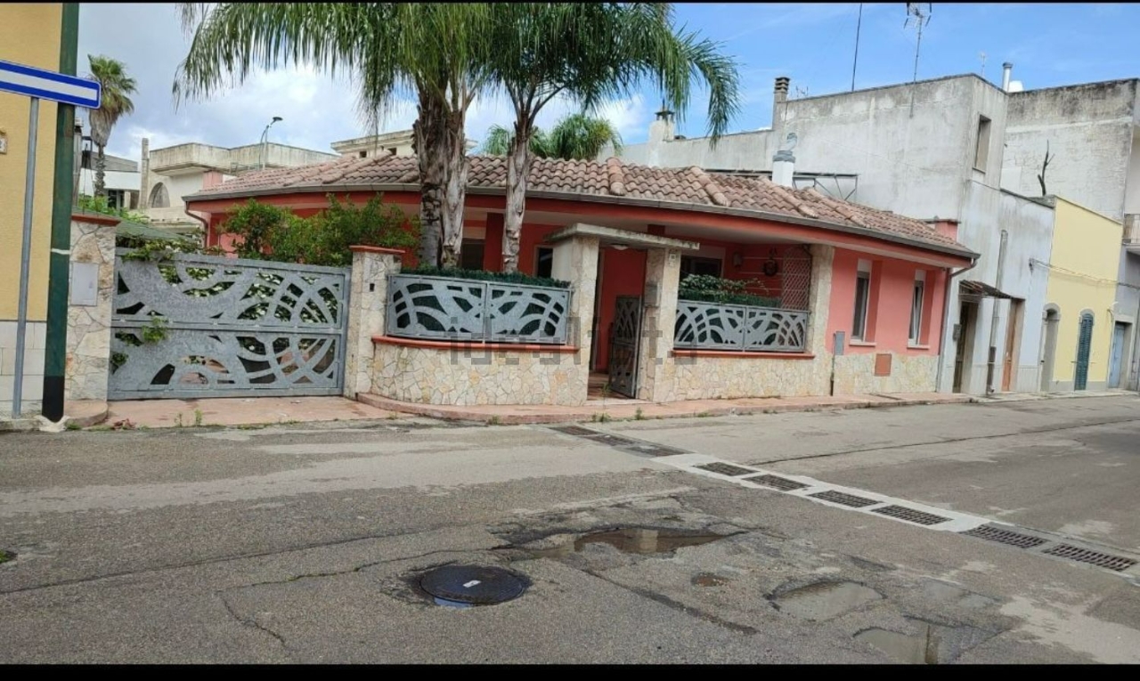 Villa unifamiliare in vendita a Aradeo