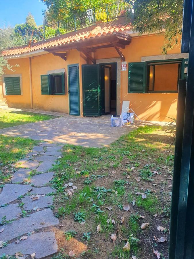 Appartamento in affitto a Monte Porzio Catone