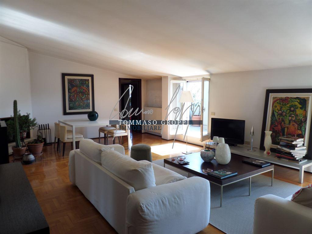 Appartamento in vendita a Piacenza