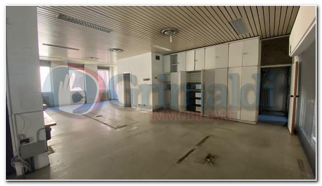 Negozio in vendita a Abbiategrasso