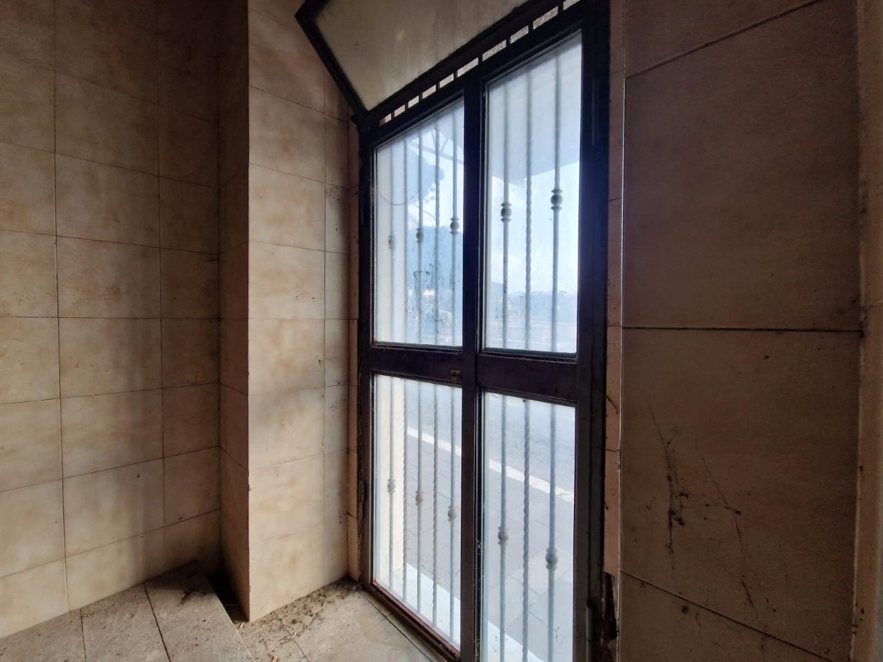 Negozio in affitto a Marino