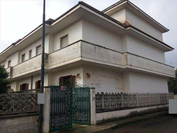 Villa unifamiliare in vendita a Lecce