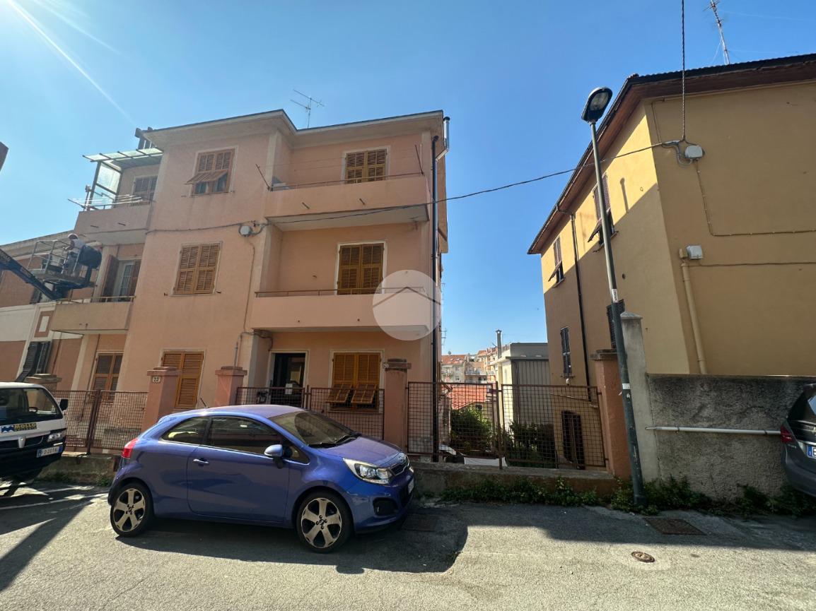 Appartamento in vendita a Savona