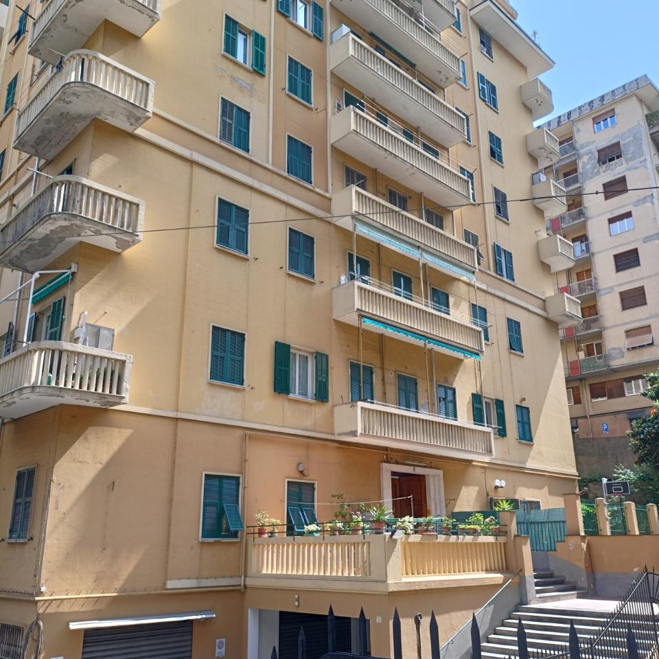 Appartamento in vendita a Genova