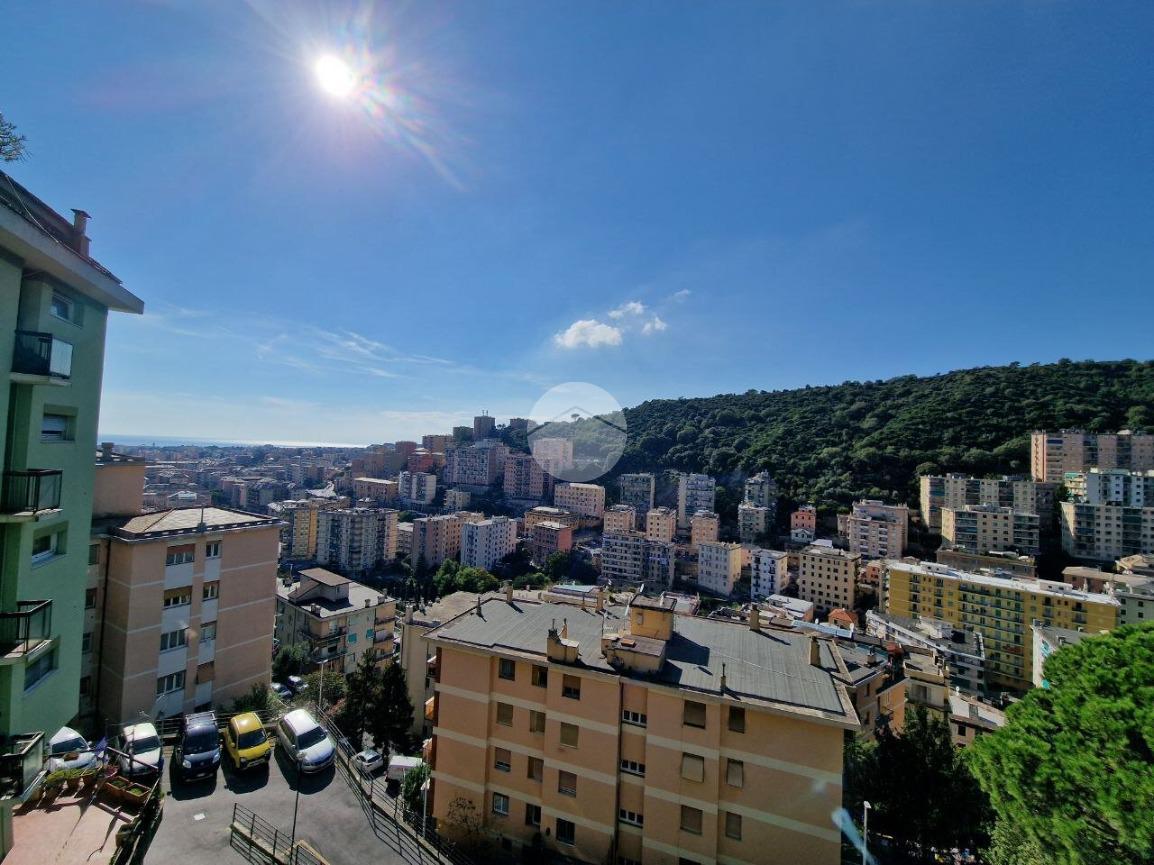 Appartamento in vendita a Genova