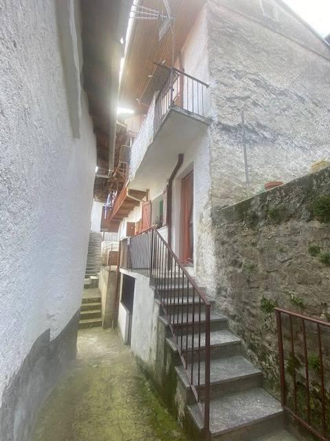 Casa indipendente in vendita a Borgosesia