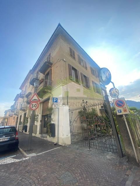 Villa in vendita a Borgosesia