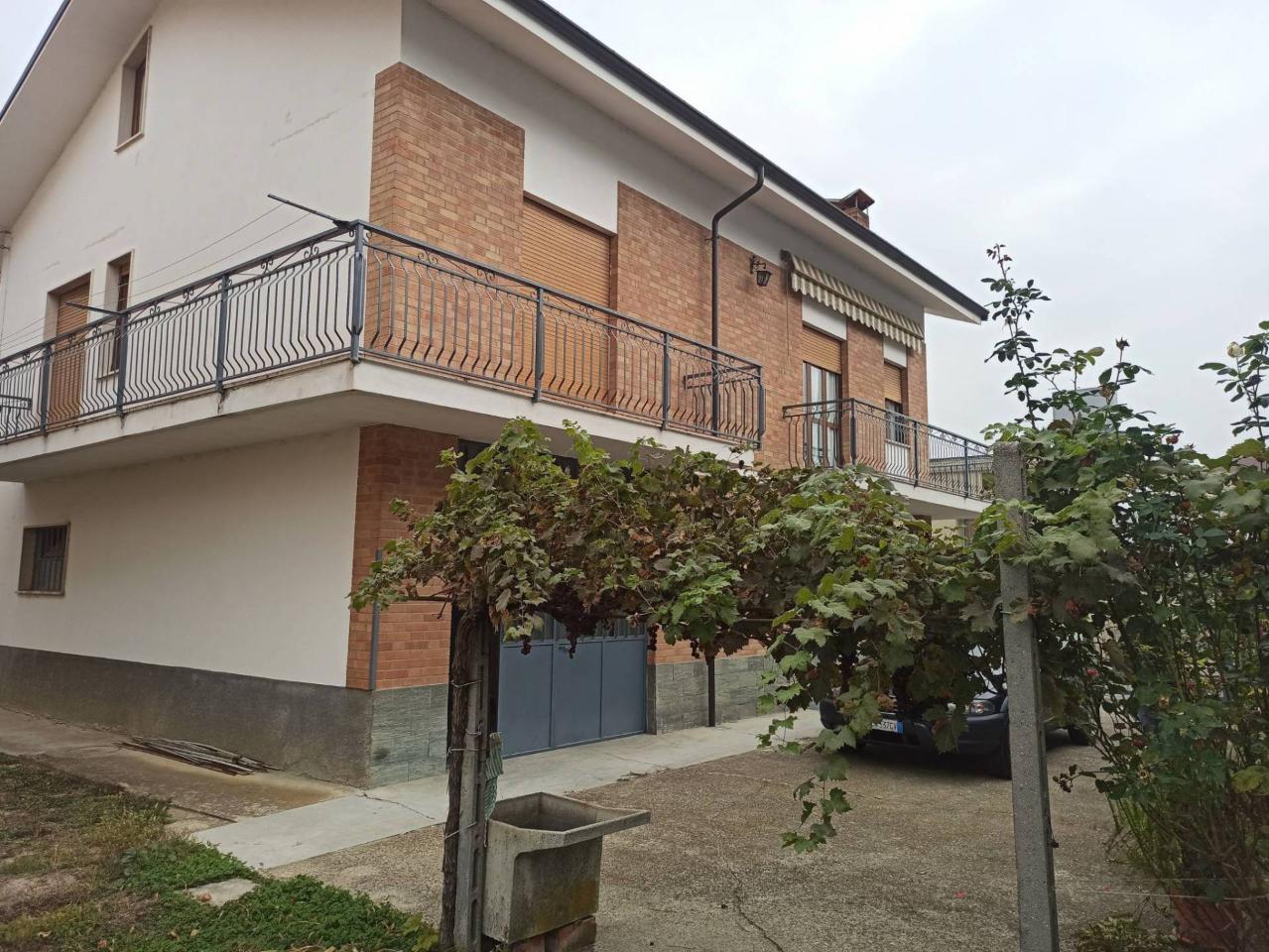 Villa in vendita a Dogliani