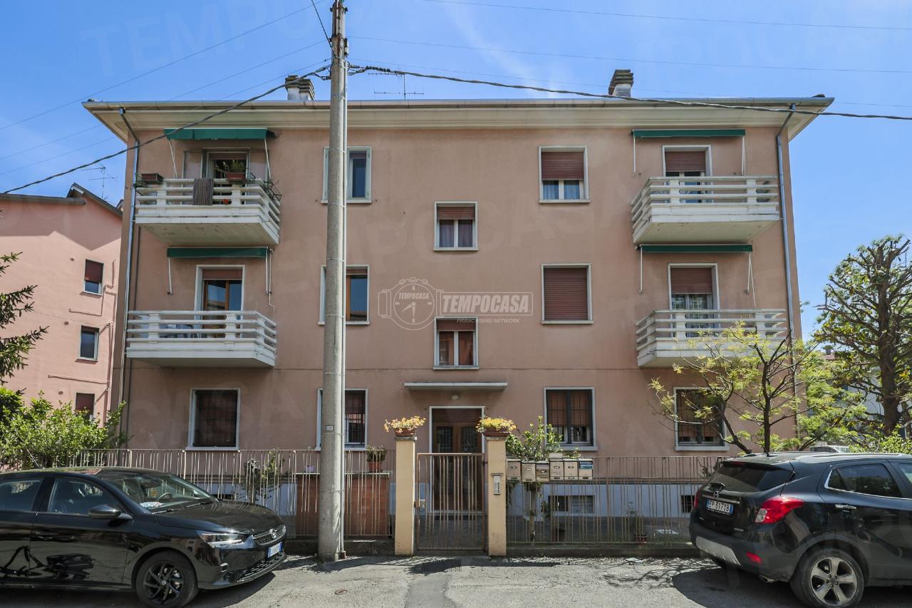 Trilocale in Via a. Labriola, Imola
