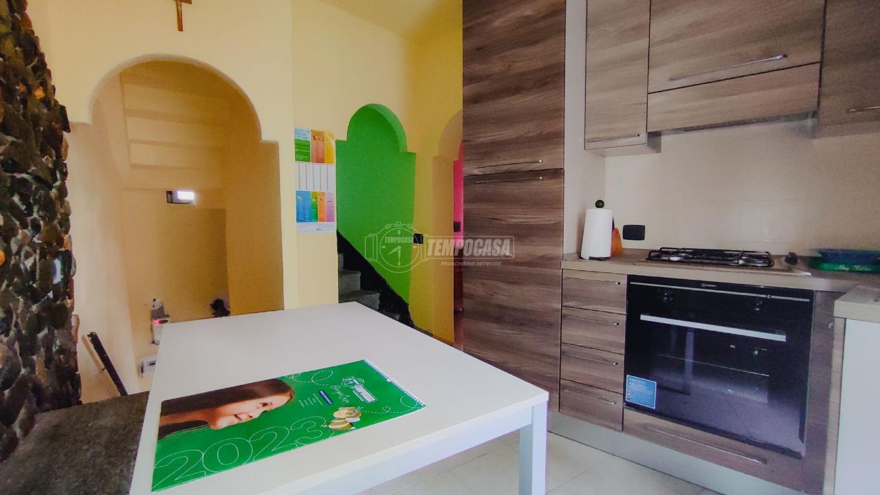 Appartamento in vendita a Colonno