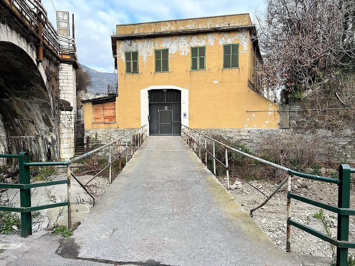 Box in vendita a Genova