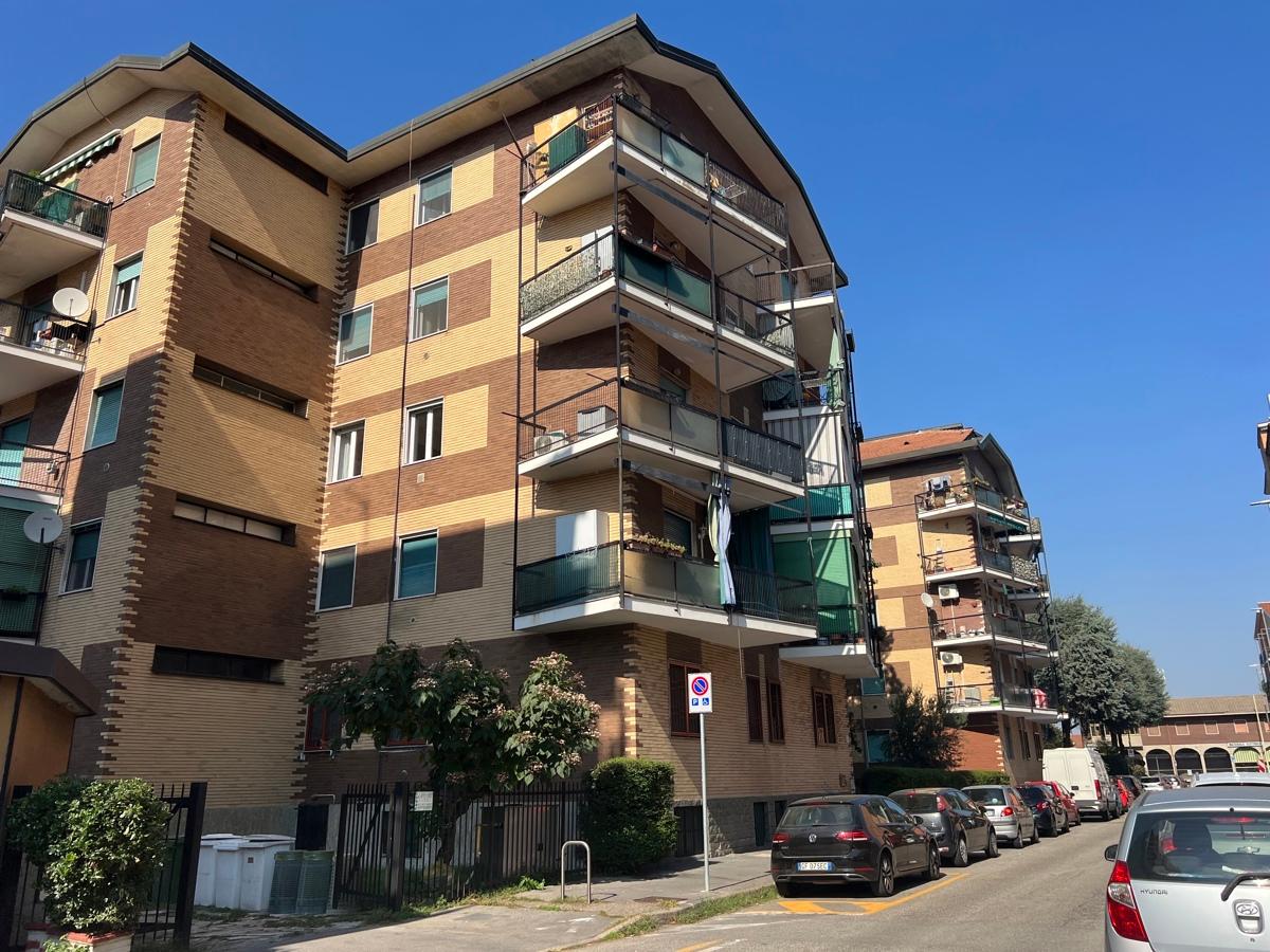 Appartamento in vendita a Trezzano Sul Naviglio