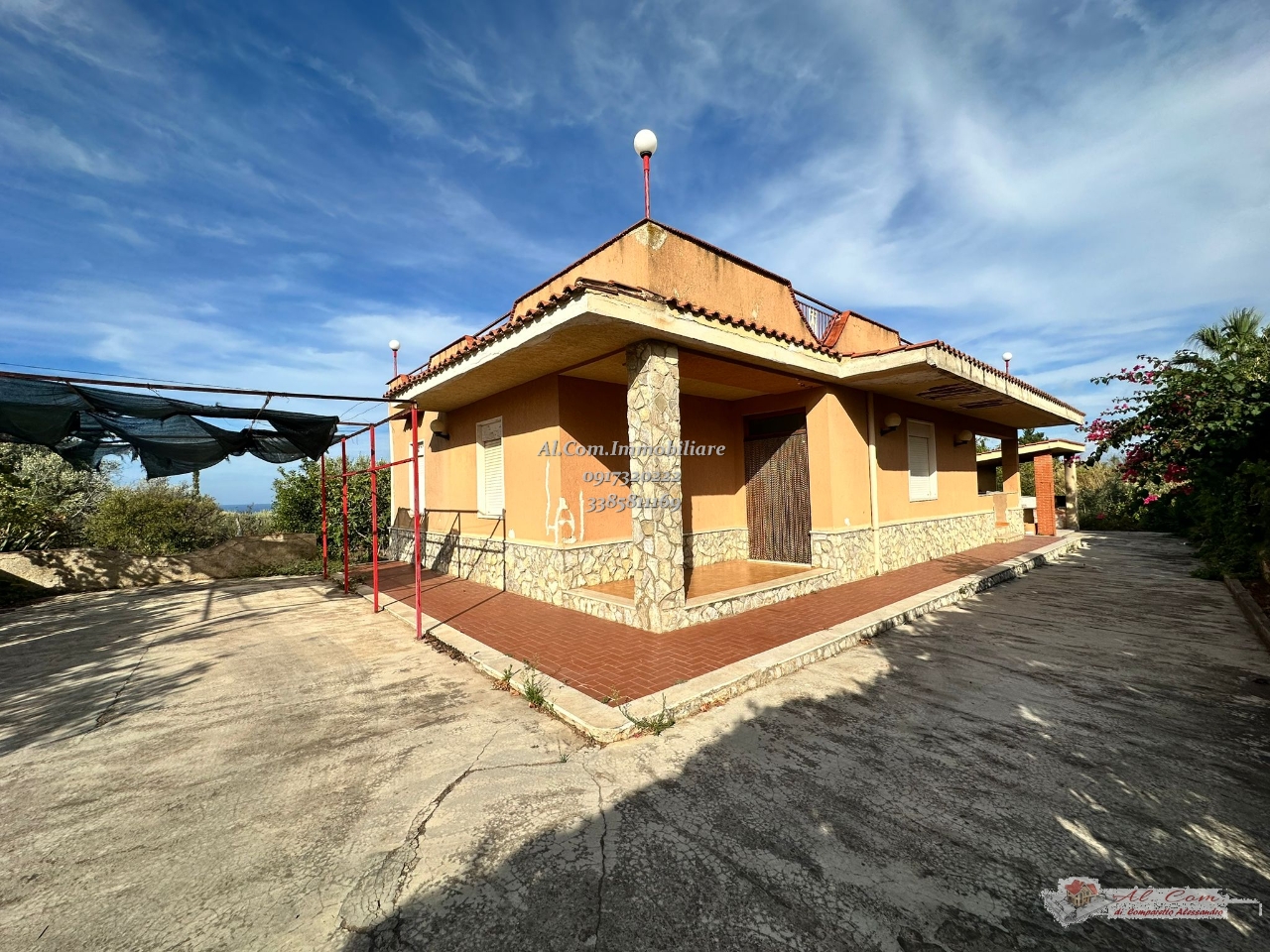 Villa in vendita a Altavilla Milicia