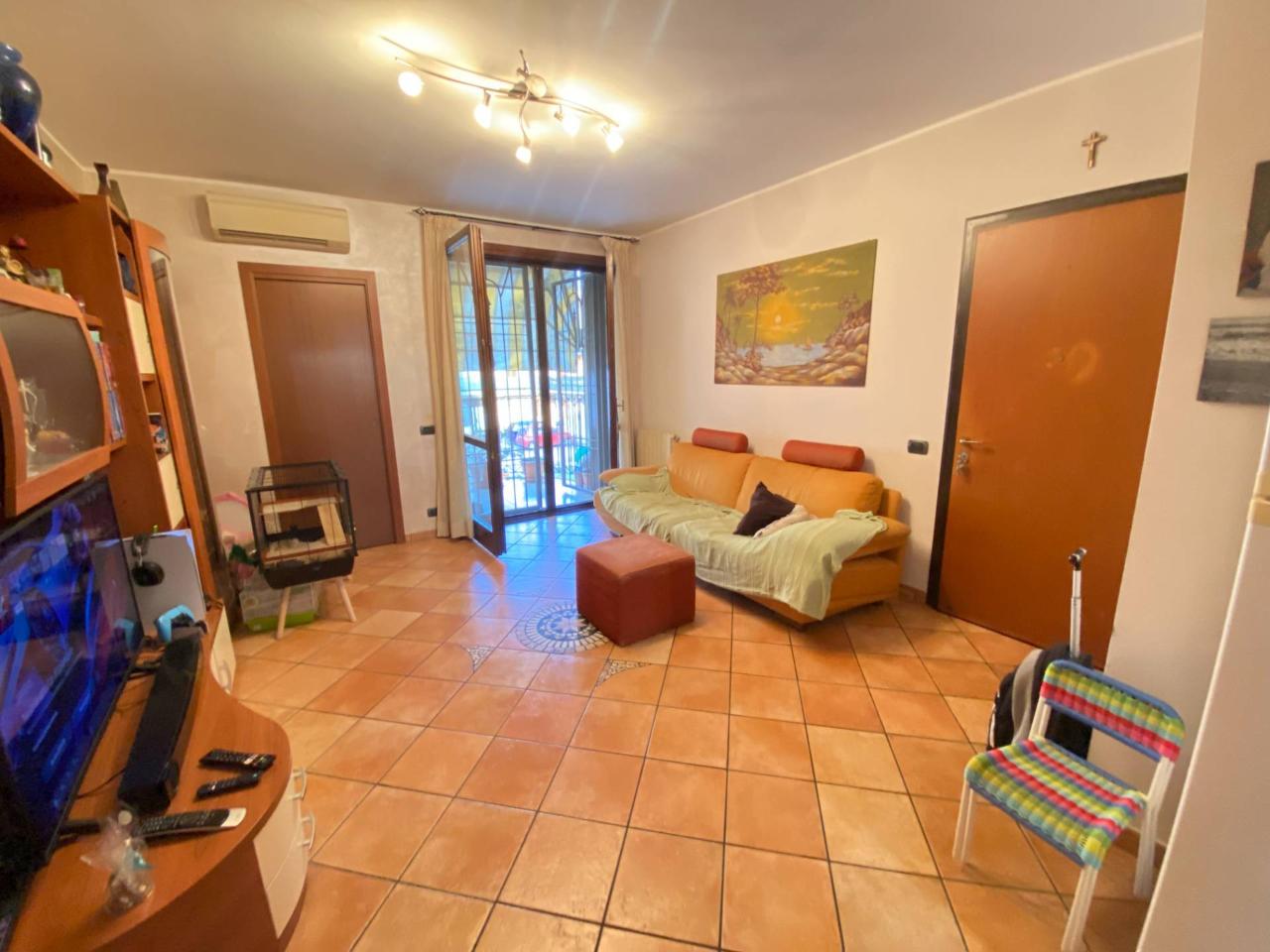 Appartamento in vendita a Pessano Con Bornago