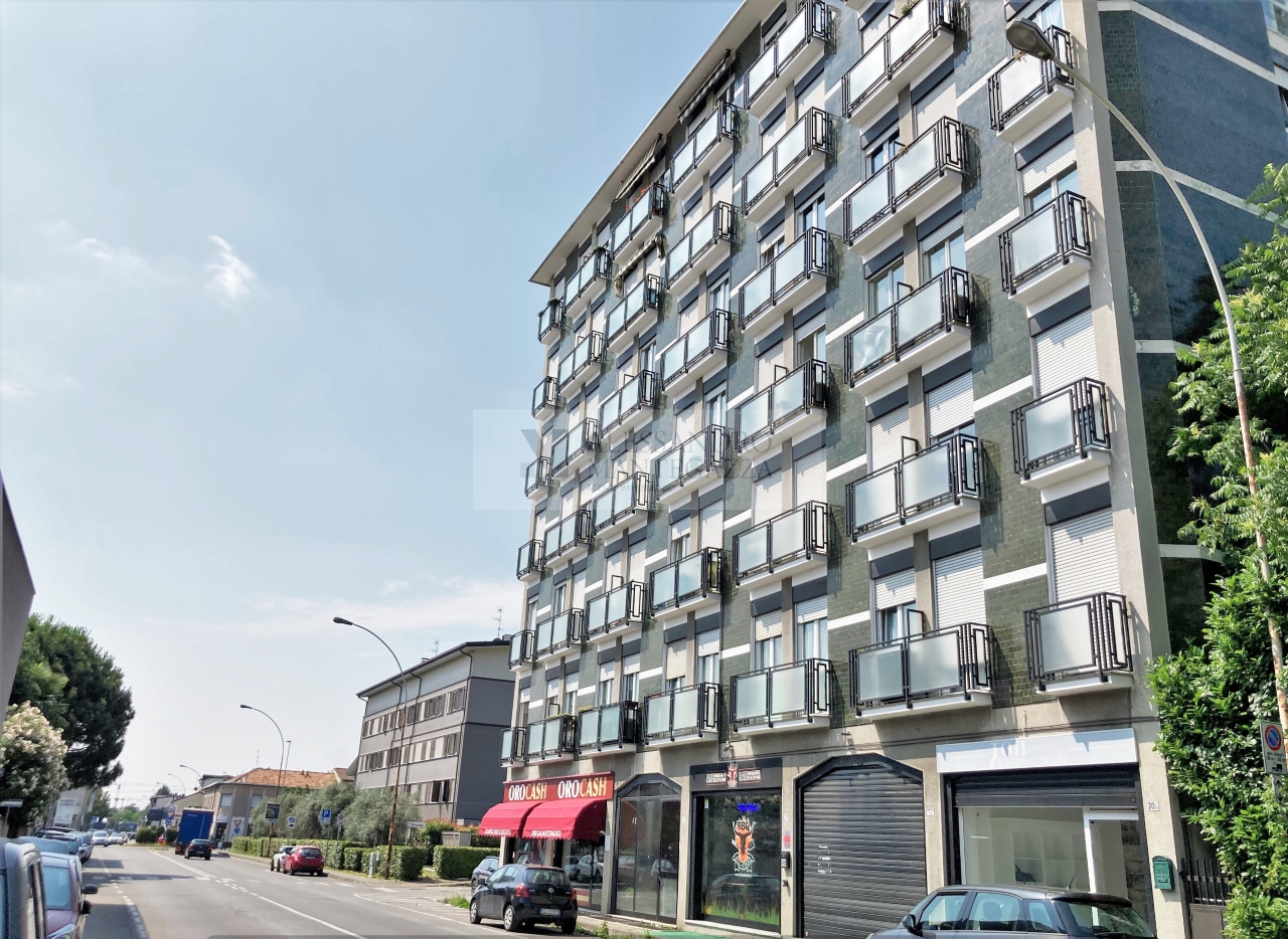 Negozio in vendita a Lissone