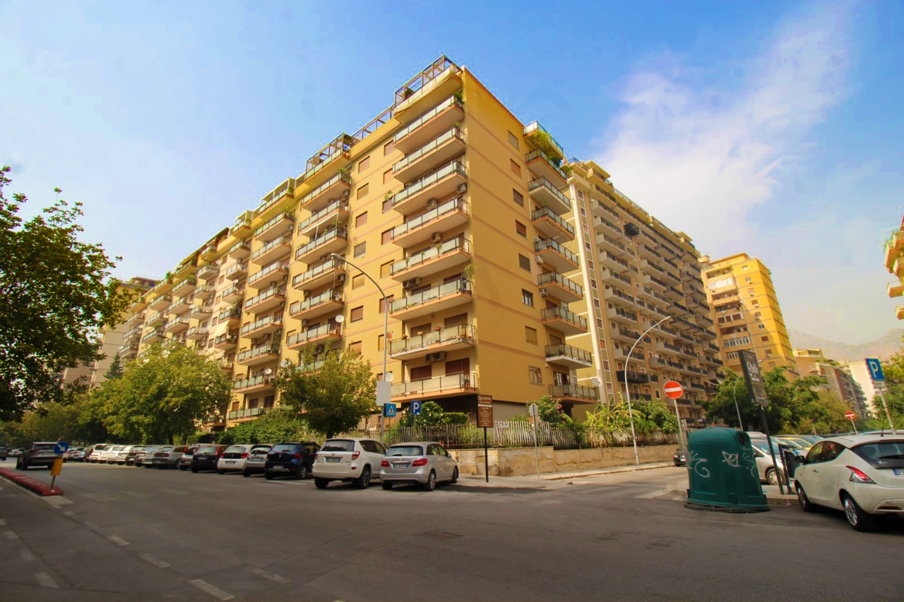 Garage in vendita a Palermo