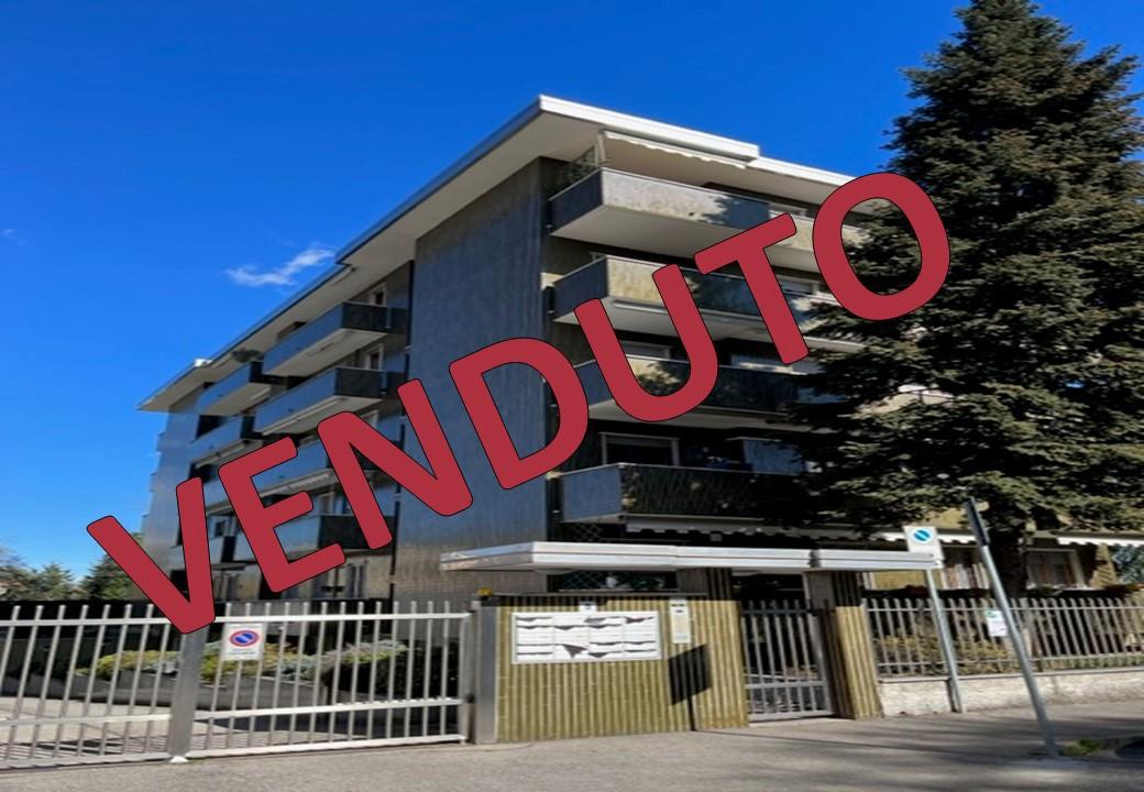 Magazzino in vendita a Paderno Dugnano