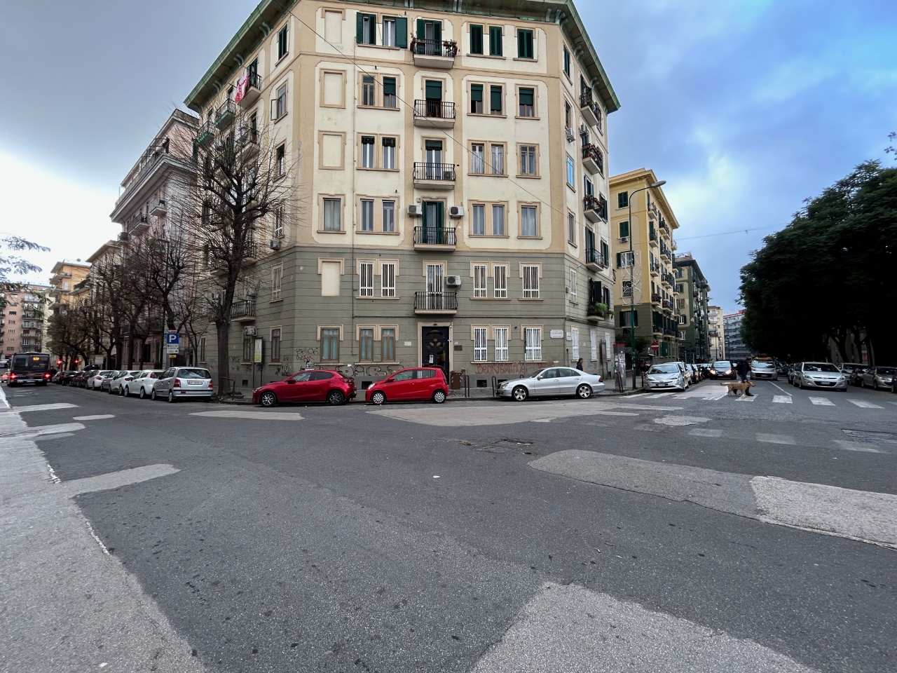 Appartamento in vendita a Napoli