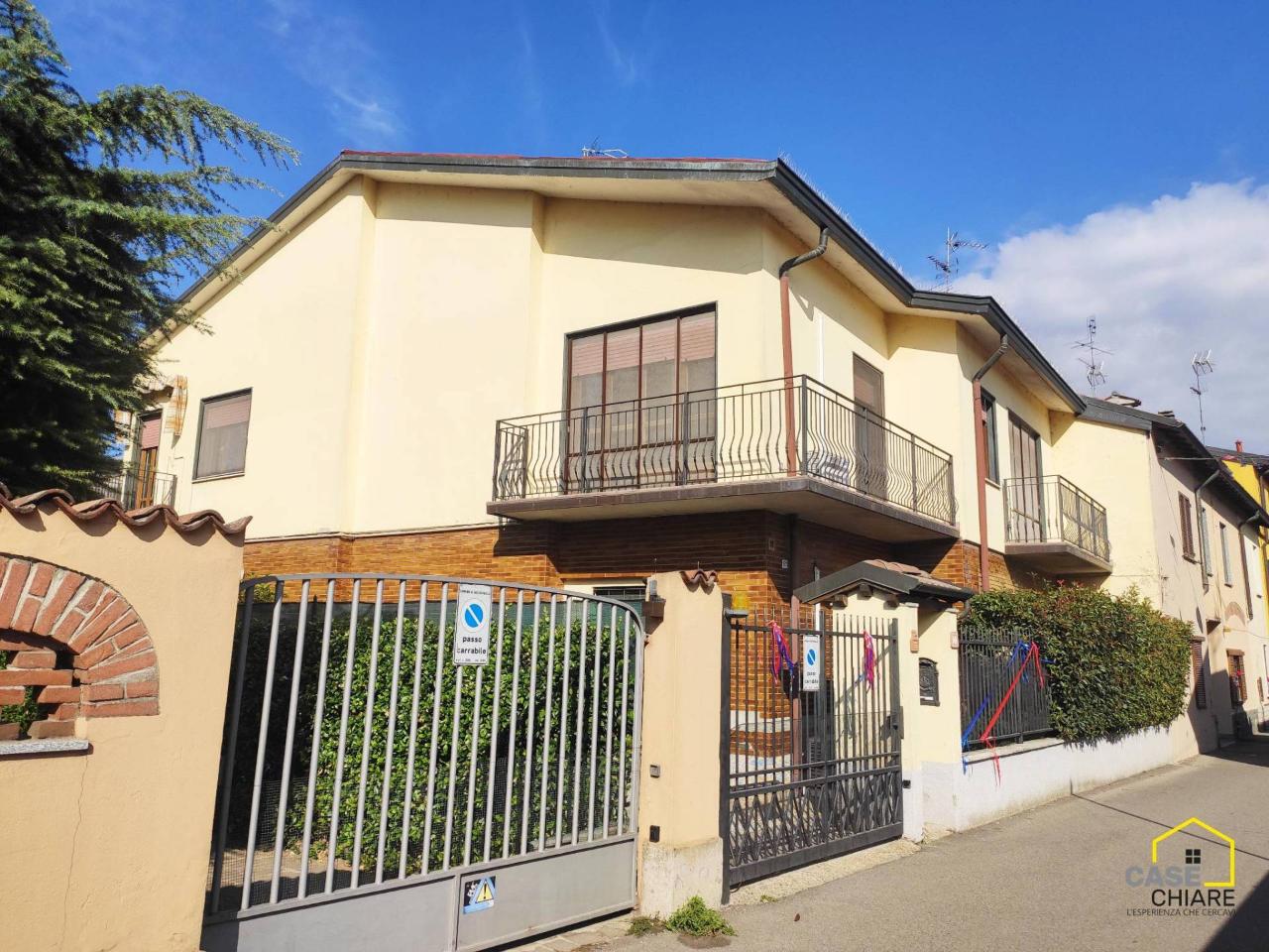 Villa in vendita a Lacchiarella