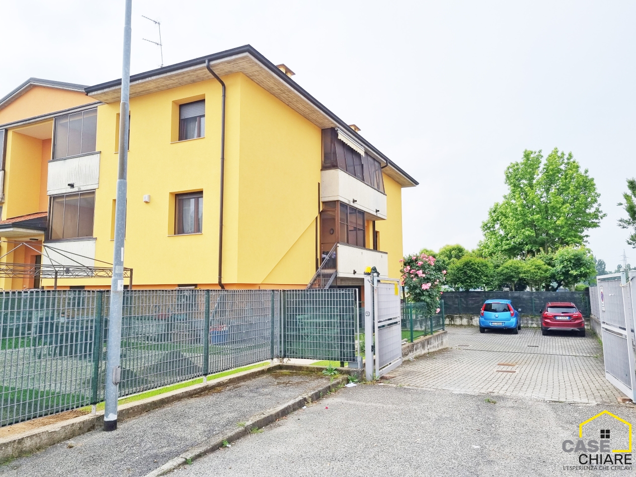 Box in vendita a Binasco