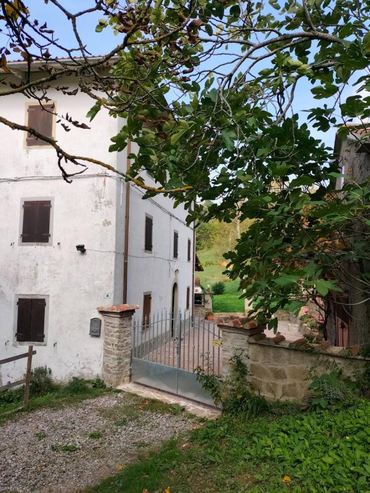 Casa indipendente in vendita a San Benedetto Val Di Sambro