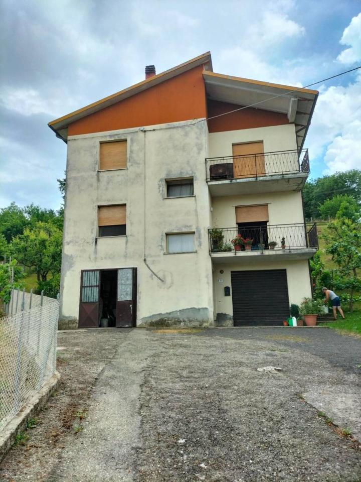 Immobile residenziale in vendita a San Benedetto Val Di Sambro