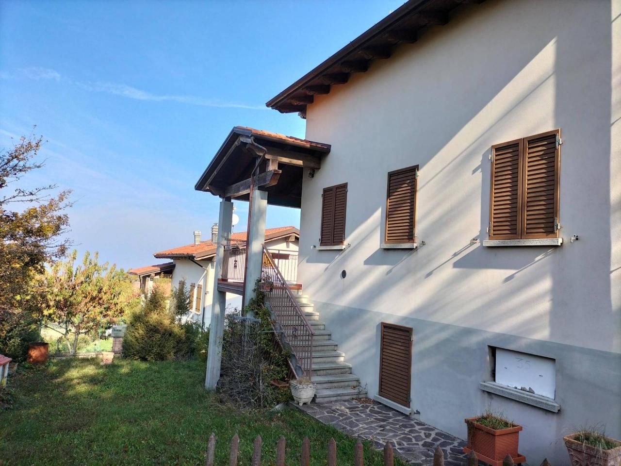 Villa in vendita a San Benedetto Val Di Sambro