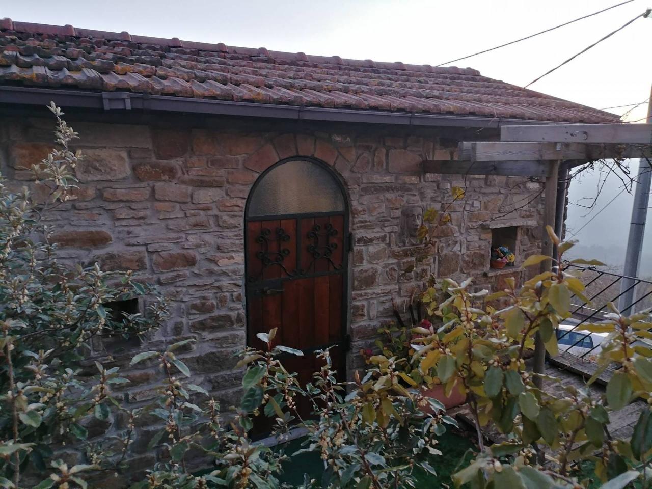 Casa indipendente in vendita a San Benedetto Val Di Sambro