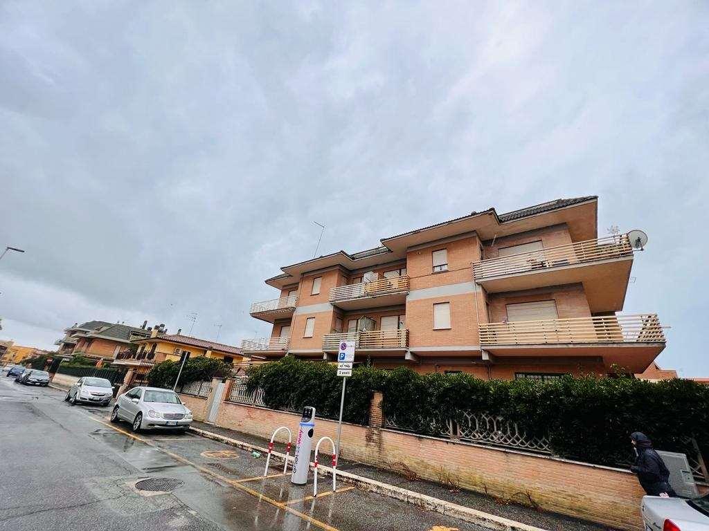 Appartamento in vendita a Pomezia