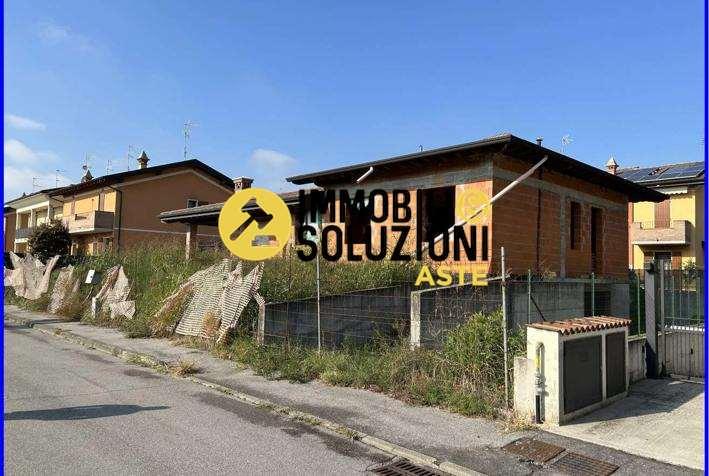 Villa unifamiliare in vendita a Pontevico