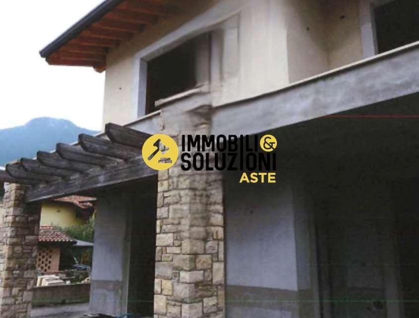 Villa unifamiliare in vendita a Sale Marasino
