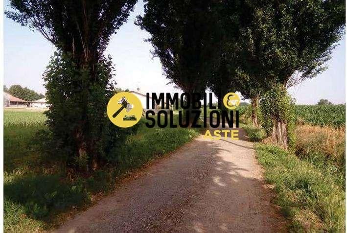 Rustico in vendita a Verolanuova